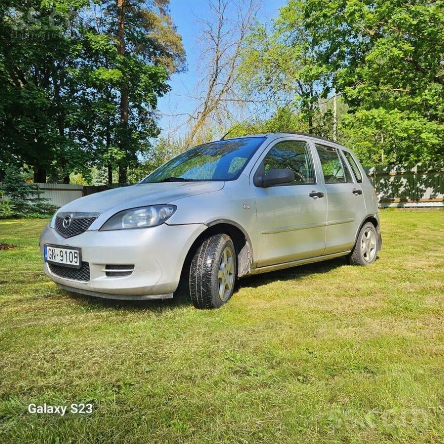 Мазда 2 2004 в Рига, объемом двигателя 1.20 л и пробегом 403 тыс. км за 799 €, фото 1 на AUTOMOTO.COM.LV