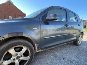 Mazda 2 2004 Klaipėda, ar dzinēja tilpumu 1.40 L un nobraukumu 204 tūkst. km par 480 €, foto 12 vietnē AUTOMOTO.COM.LV