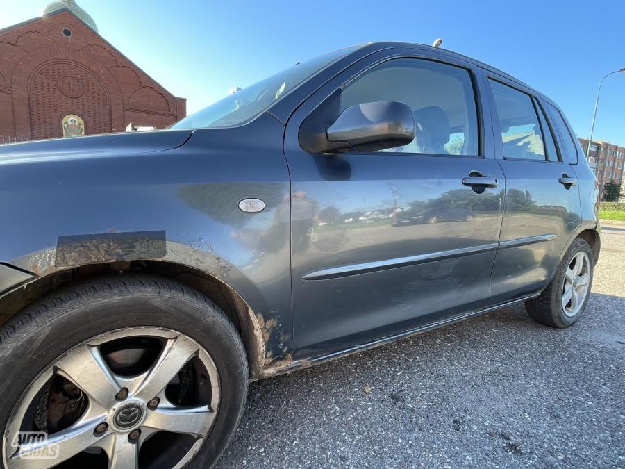 Mazda 2 2004 Klaipėda, ar dzinēja tilpumu 1.40 L un nobraukumu 204 tūkst. km par 480 €, foto 12 vietnē AUTOMOTO.COM.LV