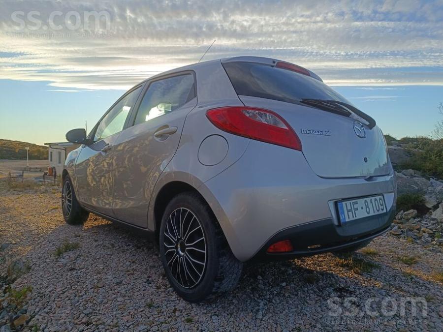 Mazda 2 2008 in Riga, with an engine capacity of 1.30 L and mileage of 198 thousand km for 1100 €, photo 6 on AUTOMOTO.COM.LV
