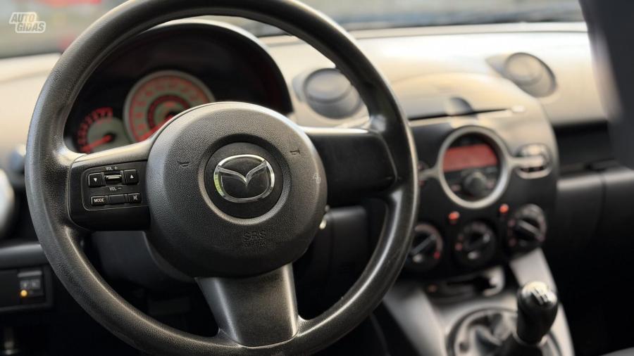 Mazda 2 2009 Viļņa, ar dzinēja tilpumu 1.50 L un nobraukumu 232 tūkst. km par 1250 €, foto 9 vietnē AUTOMOTO.COM.LV