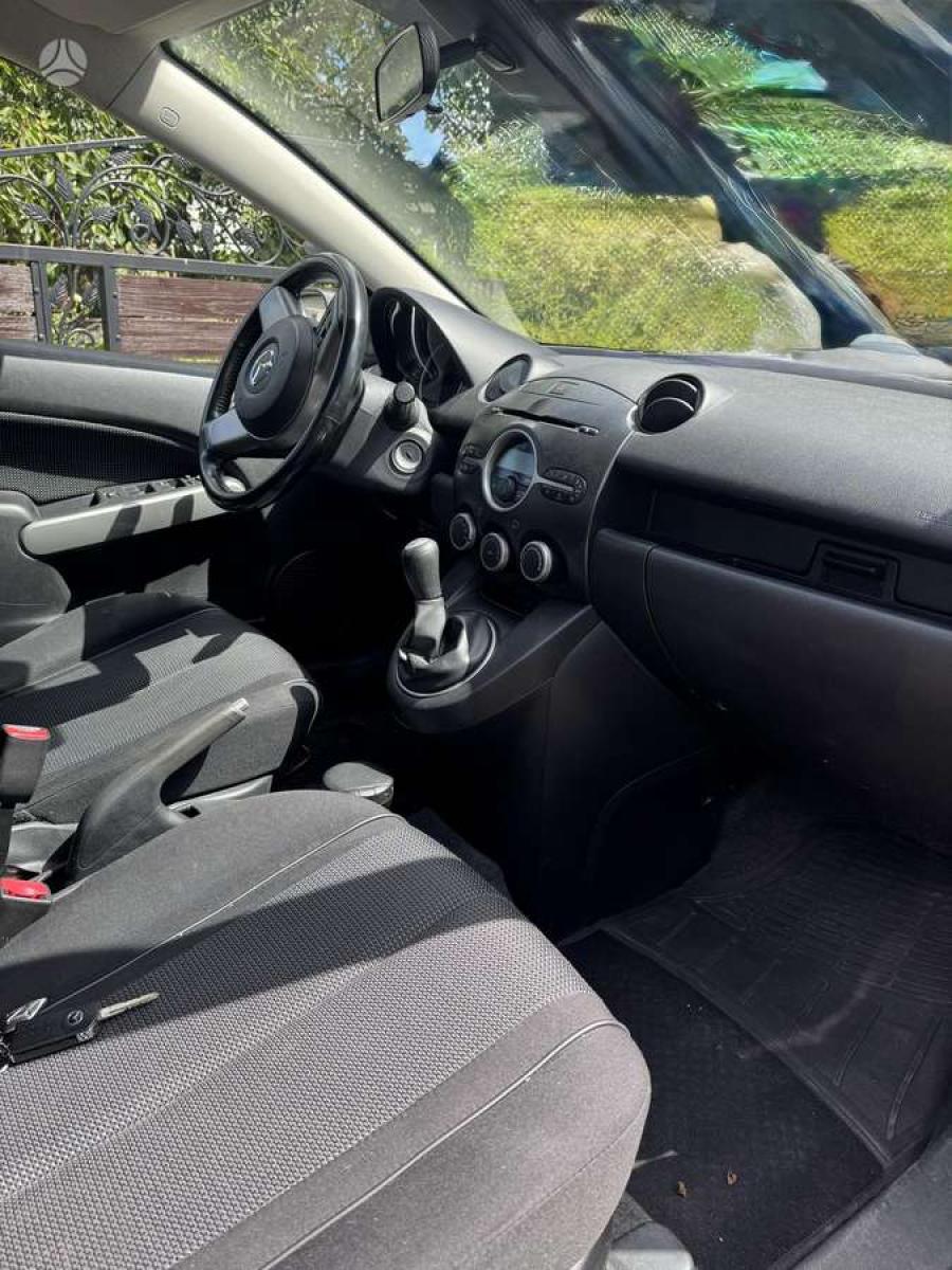 Mazda 2 2009 Kauņa, ar dzinēja tilpumu 1.40 L un nobraukumu 178 tūkst. km par 2150 €, foto 7 vietnē AUTOMOTO.COM.LV