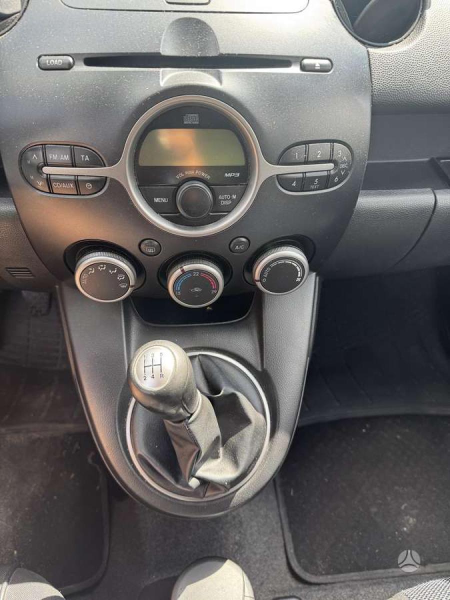 Mazda 2 2009 Kauņa, ar dzinēja tilpumu 1.40 L un nobraukumu 178 tūkst. km par 2150 €, foto 10 vietnē AUTOMOTO.COM.LV