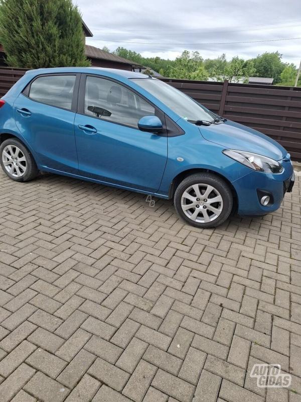 Mazda 2 2010 in Kaunas, with an engine capacity of 1.40 L and mileage of 220 thousand km for 1750 €, photo 1 on AUTOMOTO.COM.LV