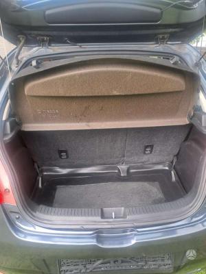 Mazda 2 2010 Kauņa, ar dzinēja tilpumu 1.56 L un nobraukumu 235 tūkst. km par 1500 €, foto 4 vietnē AUTOMOTO.COM.LV