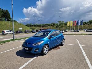 Mazda 2 2010 in Vilnius, with an engine capacity of 1.40 L and mileage of 167 thousand km for 999 €, photo 3 on AUTOMOTO.COM.LV