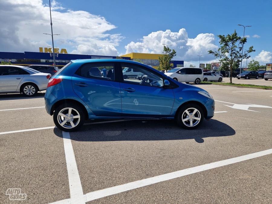 Mazda 2 2010 in Vilnius, with an engine capacity of 1.40 L and mileage of 167 thousand km for 999 €, photo 6 on AUTOMOTO.COM.LV