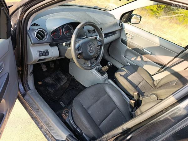 Mazda 2 2005 Marijampole, ar dzinēja tilpumu 1.40 L un nobraukumu 145 tūkst. km par 320 €, foto 4 vietnē AUTOMOTO.COM.LV
