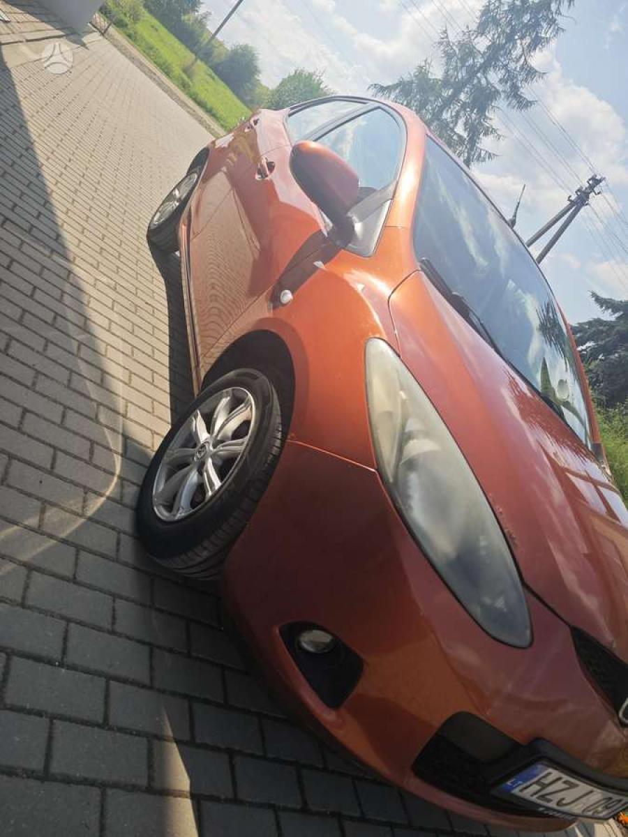 Oranžs Mazda 2 2009 Kauņa, ar dzinēja tilpumu 1.35 L un nobraukumu 170 tūkst. km par 1400 €, foto 3 vietnē AUTOMOTO.COM.LV