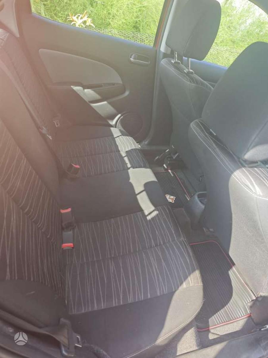 Oranžs Mazda 2 2009 Kauņa, ar dzinēja tilpumu 1.35 L un nobraukumu 170 tūkst. km par 1400 €, foto 9 vietnē AUTOMOTO.COM.LV