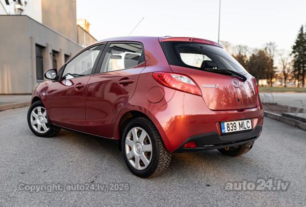 Red Mazda 2 2008 in Tallinn, with an engine capacity of 1.30 L and mileage of 228 thousand km for 2090 €, photo 4 on AUTOMOTO.COM.LV