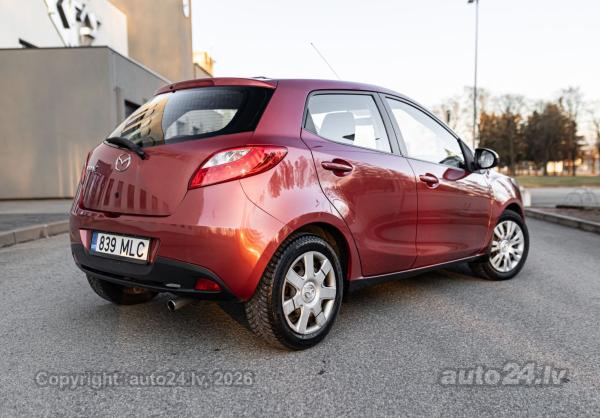 Red Mazda 2 2008 in Tallinn, with an engine capacity of 1.30 L and mileage of 228 thousand km for 2090 €, photo 6 on AUTOMOTO.COM.LV