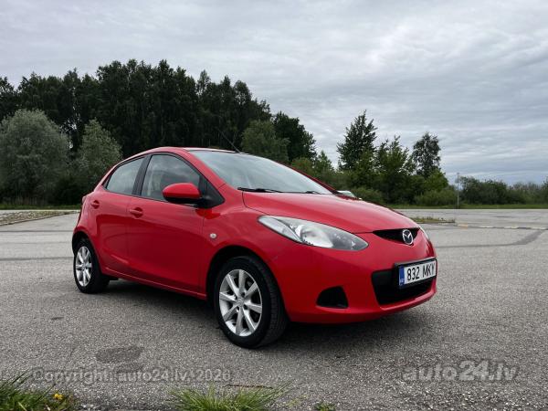 Red Mazda 2 2008 in Voru, with an engine capacity of 1.30 L and mileage of 198 thousand km for 1499 €, photo 4 on AUTOMOTO.COM.LV