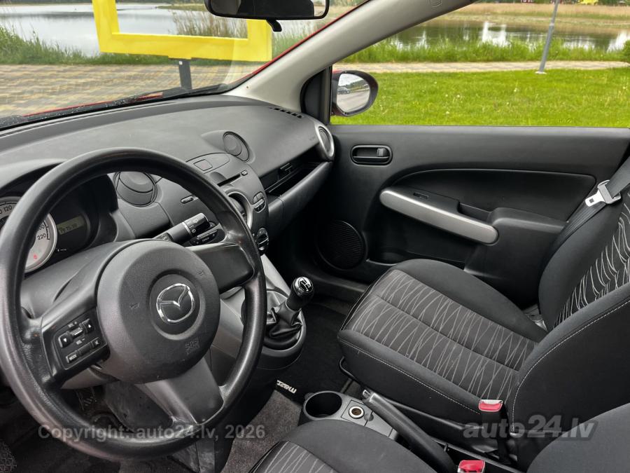 Sarkans Mazda 2 2008 Veru, ar dzinēja tilpumu 1.30 L un nobraukumu 198 tūkst. km par 1499 €, foto 12 vietnē AUTOMOTO.COM.LV