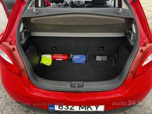 Sarkans Mazda 2 2008 Veru, ar dzinēja tilpumu 1.30 L un nobraukumu 198 tūkst. km par 1499 €, foto 14 vietnē AUTOMOTO.COM.LV