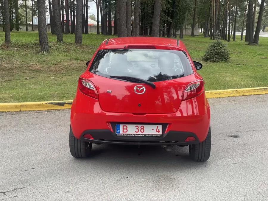 Red Mazda 2 2008 in Riga, with an engine capacity of 1.40 L and mileage of 152 thousand km for 2790 €, photo 6 on AUTOMOTO.COM.LV