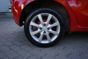 Sarkans Mazda 2 2008 Pērnava, ar dzinēja tilpumu 1.30 L un nobraukumu 198 tūkst. km par 2300 €, foto 13 vietnē AUTOMOTO.COM.LV
