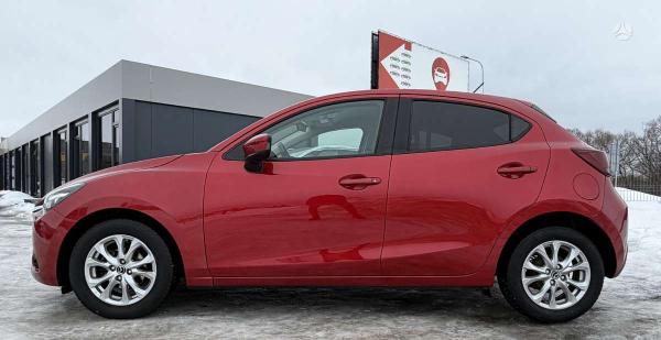 Sarkans Mazda 2 2016 Tauragė, ar dzinēja tilpumu 1.50 L un nobraukumu 185 tūkst. km par 4600 €, foto 8 vietnē AUTOMOTO.COM.LV