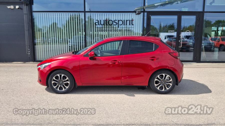 Red Mazda 2 2017 in Tartu, with an engine capacity of 1.50 L and mileage of 60 thousand km for 12990 €, photo 3 on AUTOMOTO.COM.LV