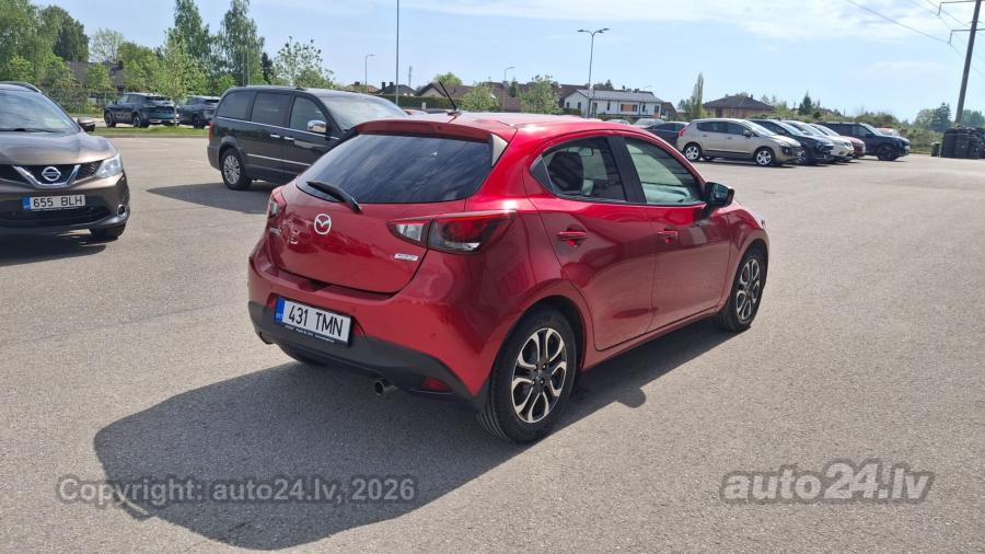 Red Mazda 2 2017 in Tartu, with an engine capacity of 1.50 L and mileage of 60 thousand km for 12990 €, photo 6 on AUTOMOTO.COM.LV
