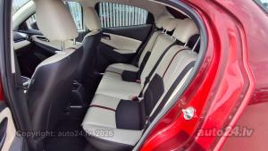 Red Mazda 2 2017 in Tartu, with an engine capacity of 1.50 L and mileage of 60 thousand km for 12990 €, photo 12 on AUTOMOTO.COM.LV