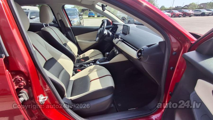 Red Mazda 2 2017 in Tartu, with an engine capacity of 1.50 L and mileage of 60 thousand km for 12990 €, photo 13 on AUTOMOTO.COM.LV