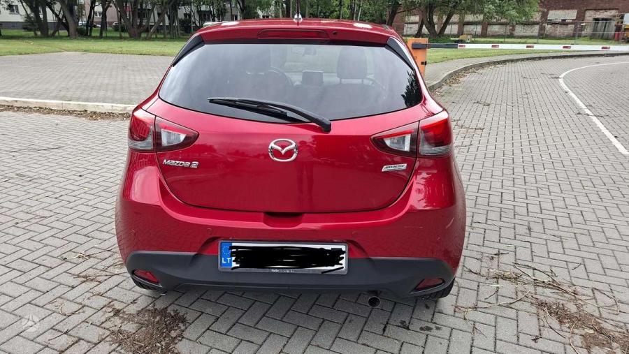 Sarkans Mazda 2 2017 Klaipėda, ar dzinēja tilpumu 1.50 L un nobraukumu 115 tūkst. km par 6000 €, foto 7 vietnē AUTOMOTO.COM.LV