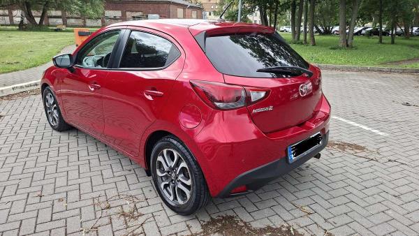 Sarkans Mazda 2 2017 Klaipėda, ar dzinēja tilpumu 1.50 L un nobraukumu 115 tūkst. km par 6000 €, foto 7 vietnē AUTOMOTO.COM.LV