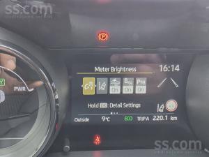 Sarkans Mazda 2 2022 Rīga, ar dzinēja tilpumu 1.50 L un nobraukumu 50 tūkst. km par 16500 €, foto 7 vietnē AUTOMOTO.COM.LV