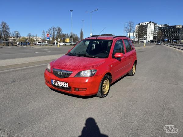 Красный Мазда 2 2005 в Вильнюс, объемом двигателя 1.40 л и пробегом 176 тыс. км за 380 €, фото 1 на AUTOMOTO.COM.LV