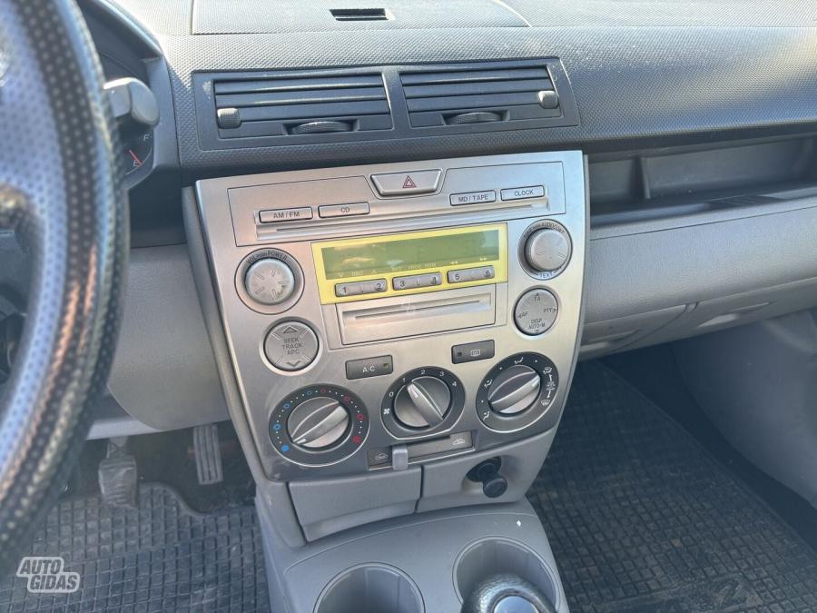 Red Mazda 2 2005 in Vilnius, with an engine capacity of 1.40 L and mileage of 176 thousand km for 380 €, photo 12 on AUTOMOTO.COM.LV