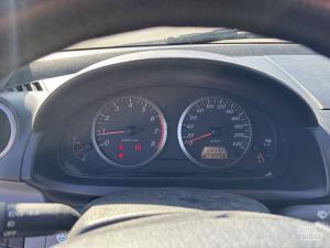 Red Mazda 2 2005 in Vilnius, with an engine capacity of 1.40 L and mileage of 176 thousand km for 380 €, photo 13 on AUTOMOTO.COM.LV
