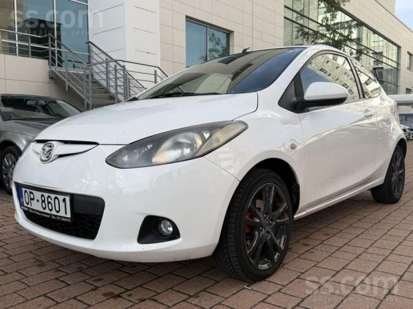 Balts Mazda 2 2009 Rīga, ar dzinēja tilpumu 1.40 L un nobraukumu 0 tūkst. km par 2500 €, foto 3 vietnē AUTOMOTO.COM.LV