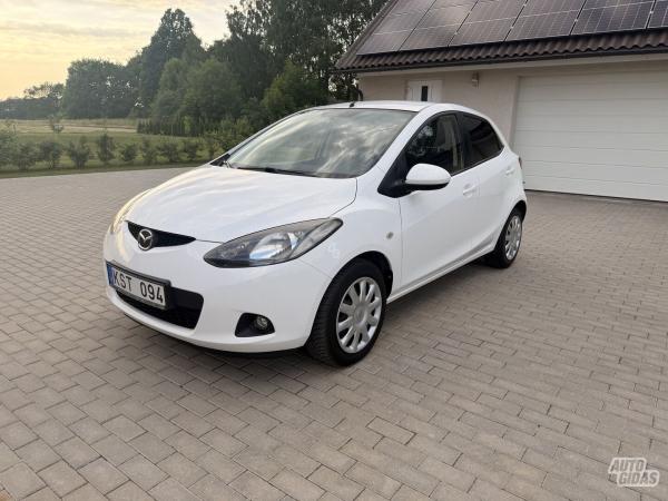 Balts Mazda 2 2010 Marijampole, ar dzinēja tilpumu 1.50 L un nobraukumu 94 tūkst. km par 3500 €, foto 1 vietnē AUTOMOTO.COM.LV