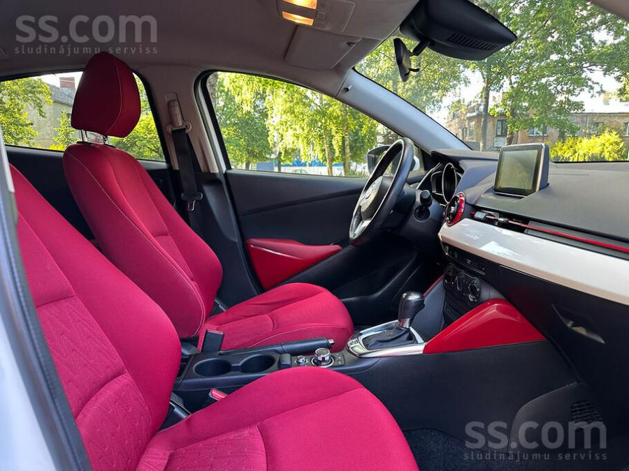 Balts Mazda 2 2016 Rīga, ar dzinēja tilpumu 1.50 L un nobraukumu 110 tūkst. km par 9200 €, foto 13 vietnē AUTOMOTO.COM.LV