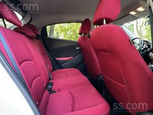 Balts Mazda 2 2016 Rīga, ar dzinēja tilpumu 1.50 L un nobraukumu 110 tūkst. km par 9200 €, foto 14 vietnē AUTOMOTO.COM.LV