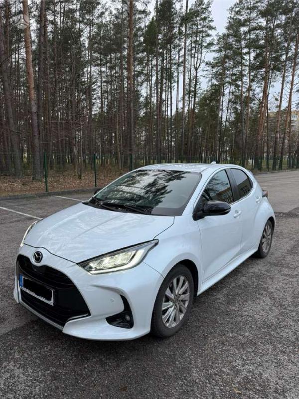 Balts Mazda 2 2022 Druskininkai, ar dzinēja tilpumu 1.50 L un nobraukumu 31 tūkst. km par 19500 €, foto 1 vietnē AUTOMOTO.COM.LV