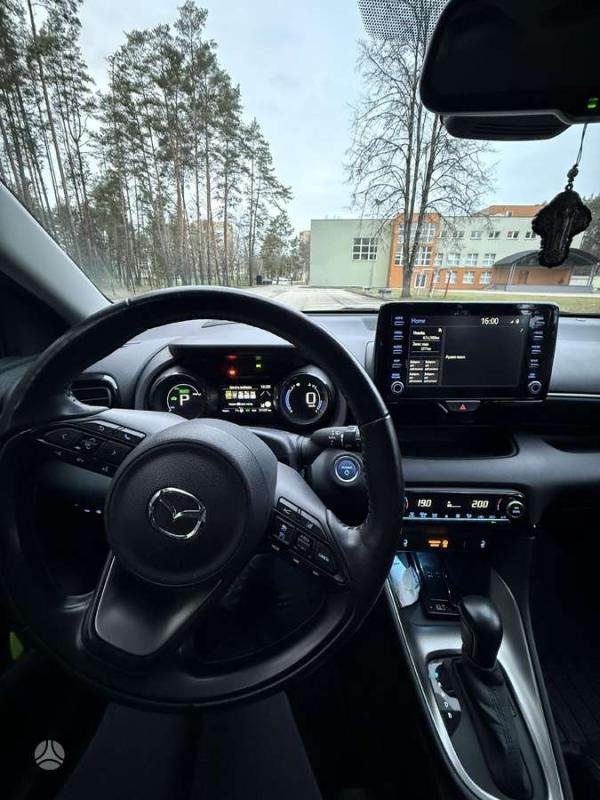 Balts Mazda 2 2022 Druskininkai, ar dzinēja tilpumu 1.50 L un nobraukumu 31 tūkst. km par 19500 €, foto 8 vietnē AUTOMOTO.COM.LV