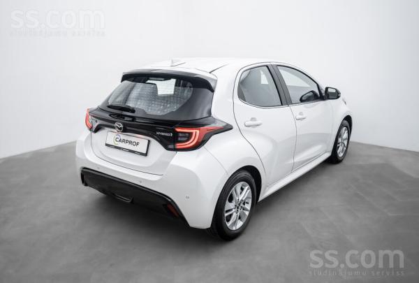 Balts Mazda 2 2022 Tallina, ar dzinēja tilpumu 1.50 L un nobraukumu 4 tūkst. km par 16499 €, foto 4 vietnē AUTOMOTO.COM.LV