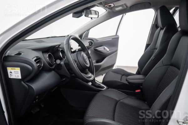 Balts Mazda 2 2022 Tallina, ar dzinēja tilpumu 1.50 L un nobraukumu 4 tūkst. km par 16499 €, foto 7 vietnē AUTOMOTO.COM.LV