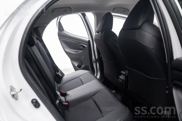 Balts Mazda 2 2022 Tallina, ar dzinēja tilpumu 1.50 L un nobraukumu 4 tūkst. km par 16499 €, foto 9 vietnē AUTOMOTO.COM.LV