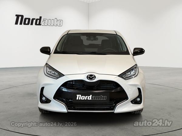 White Mazda 2 2022 in Tallinn, with an engine capacity of 1.50 L and mileage of 4 thousand km for 16900 €, photo 3 on AUTOMOTO.COM.LV