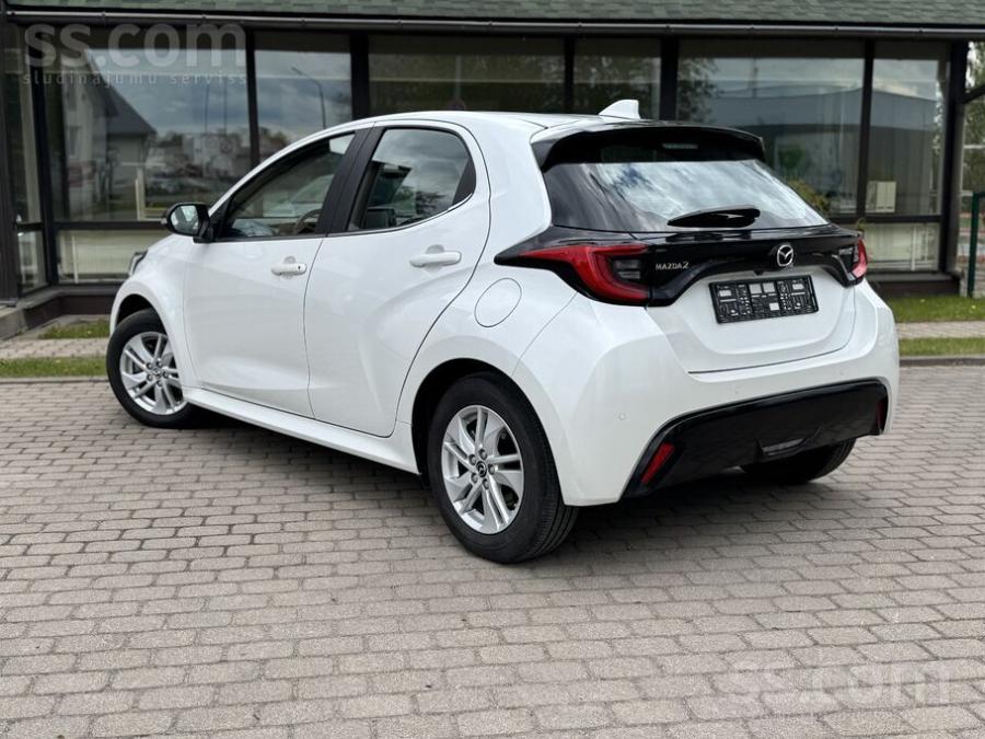 Balts Mazda 2 2025 Tukums, ar dzinēja tilpumu 1.50 L un nobraukumu 32 tūkst. km par 17999 €, foto 3 vietnē AUTOMOTO.COM.LV