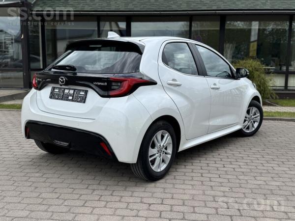 White Mazda 2 2025 in Tukums, with an engine capacity of 1.50 L and mileage of 32 thousand km for 17999 €, photo 3 on AUTOMOTO.COM.LV