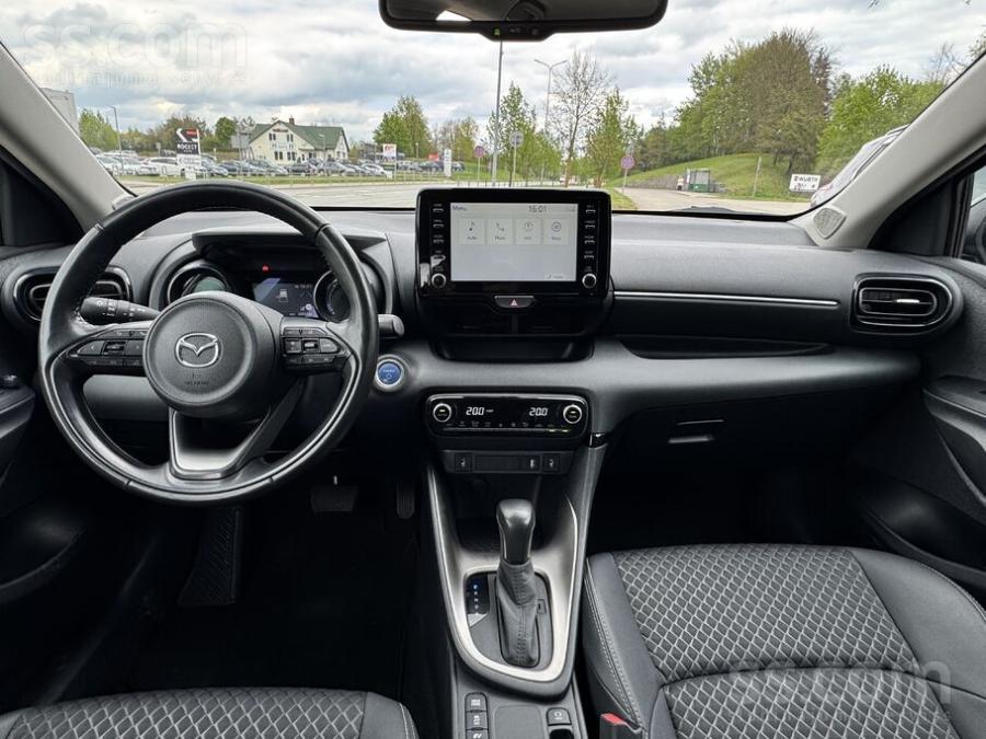 Balts Mazda 2 2025 Tukums, ar dzinēja tilpumu 1.50 L un nobraukumu 32 tūkst. km par 17999 €, foto 9 vietnē AUTOMOTO.COM.LV