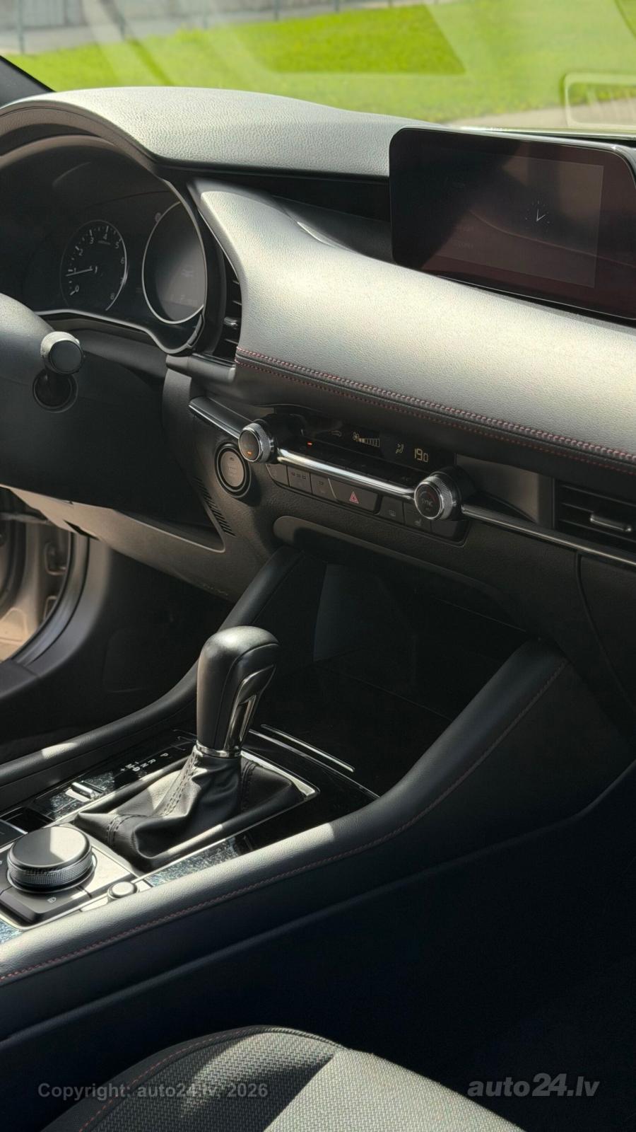 Smilšu krāsa Mazda 3 2022 Tallina, ar dzinēja tilpumu 2.00 L un nobraukumu 56 tūkst. km par 18999 €, foto 7 vietnē AUTOMOTO.COM.LV