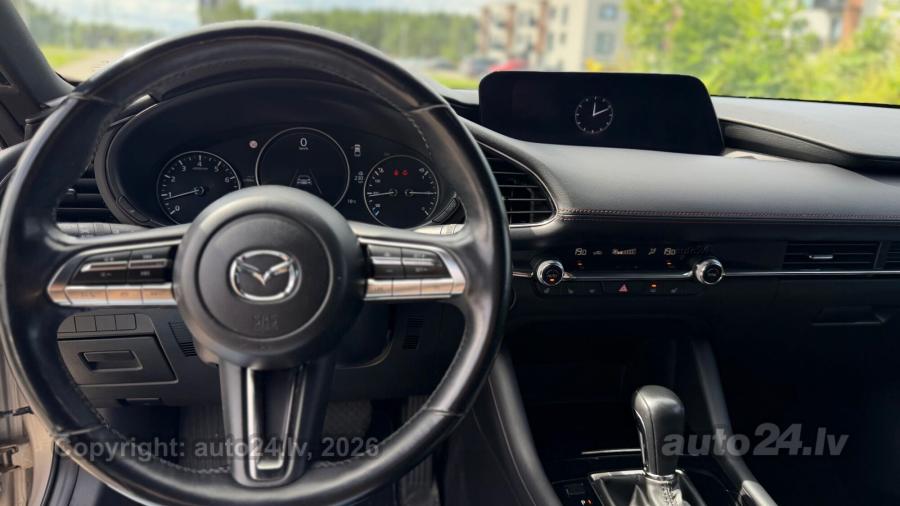 Smilšu krāsa Mazda 3 2022 Tallina, ar dzinēja tilpumu 2.00 L un nobraukumu 56 tūkst. km par 18999 €, foto 8 vietnē AUTOMOTO.COM.LV