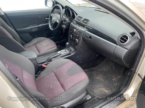 Smilšu krāsa Mazda 3 2004 Tallina, ar dzinēja tilpumu 1.60 L un nobraukumu 259 tūkst. km par 790 €, foto 5 vietnē AUTOMOTO.COM.LV