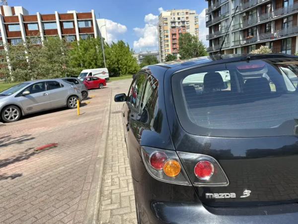 Melns Mazda 3 2007 Rīga, ar dzinēja tilpumu 1.60 L un nobraukumu 230 tūkst. km par 990 €, foto 9 vietnē AUTOMOTO.COM.LV