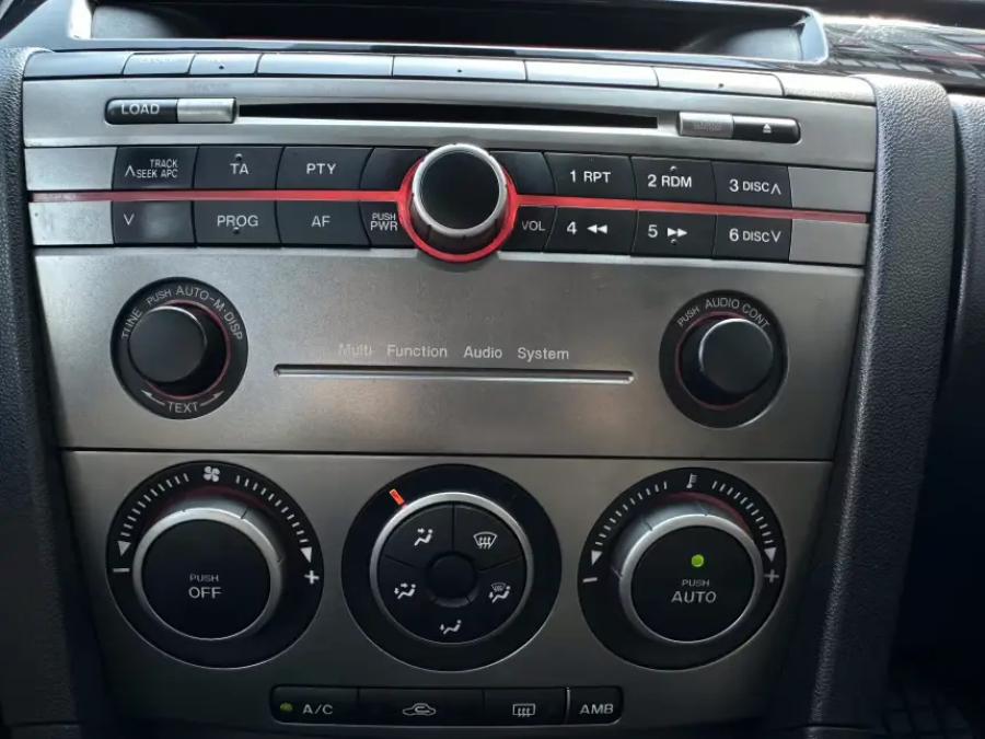 Black Mazda 3 2007 in Riga, with an engine capacity of 1.60 L and mileage of 230 thousand km for 990 €, photo 25 on AUTOMOTO.COM.LV